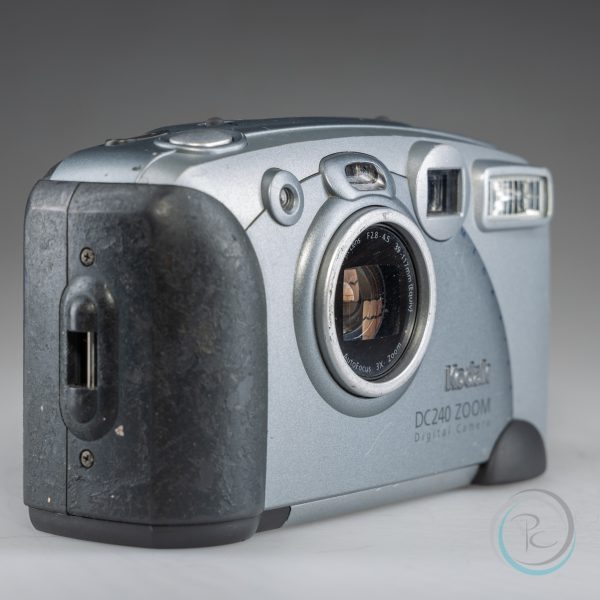1999 година - Kodak DC240